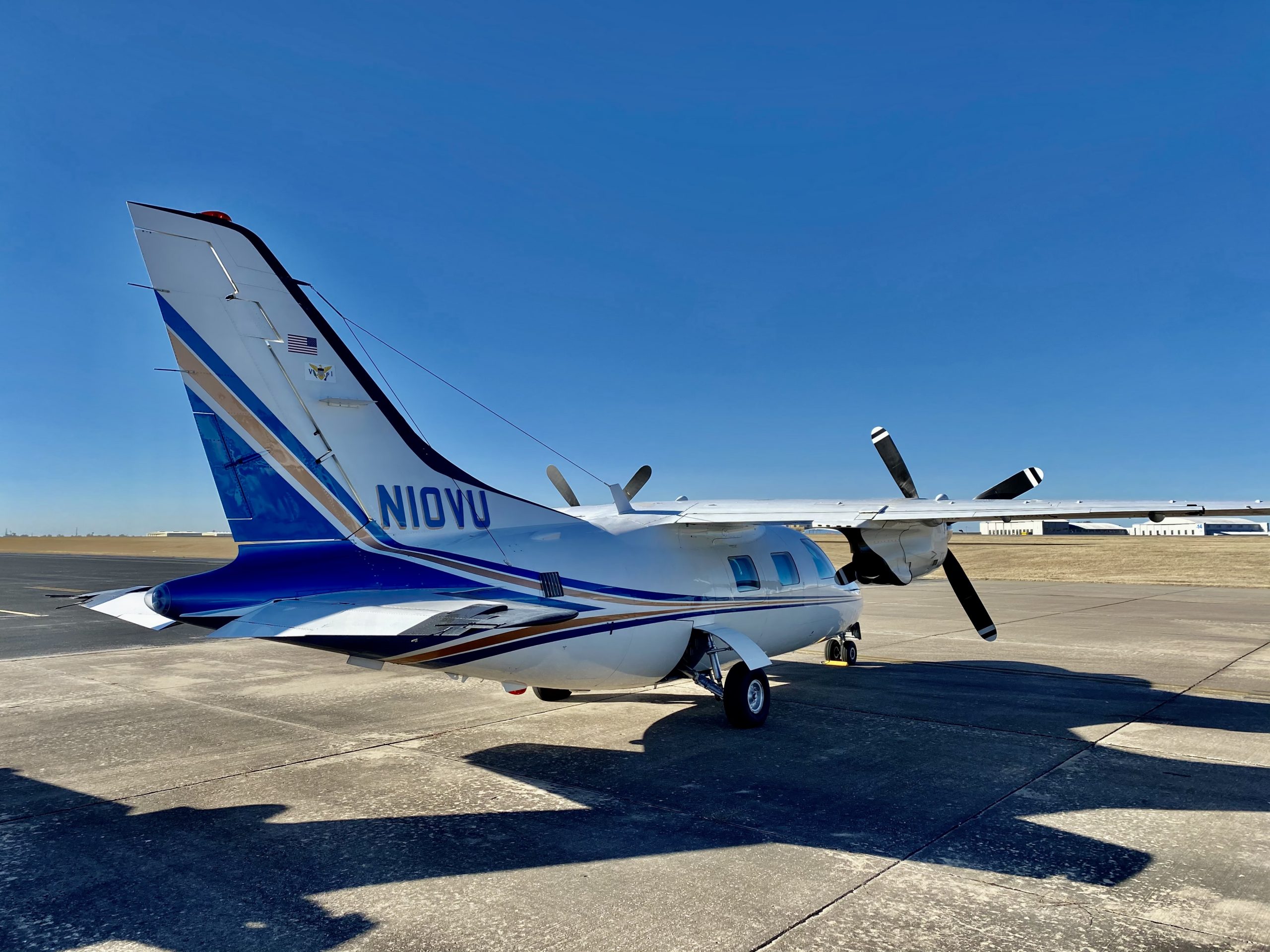 Mitsubishi MU-2B-40 Solitaire 3 – Intercontinental Jet Service Corp