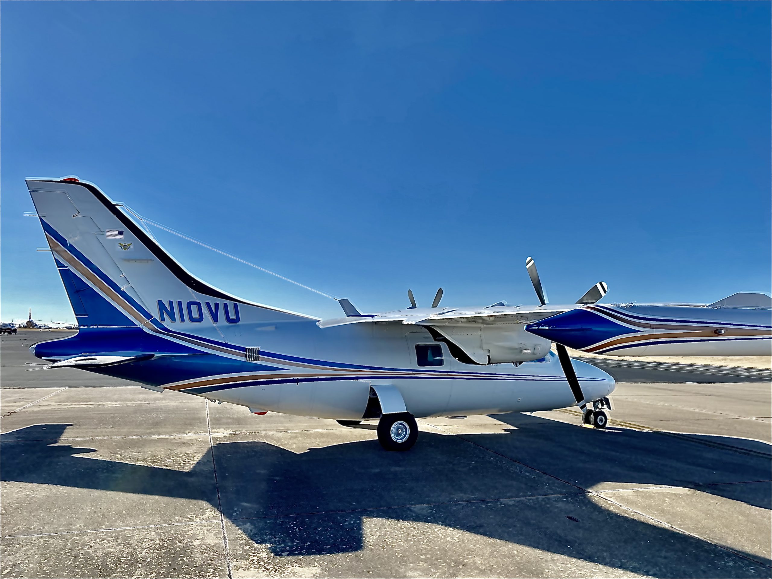 Mitsubishi MU-2B-40 Solitaire 4 – Intercontinental Jet Service Corp