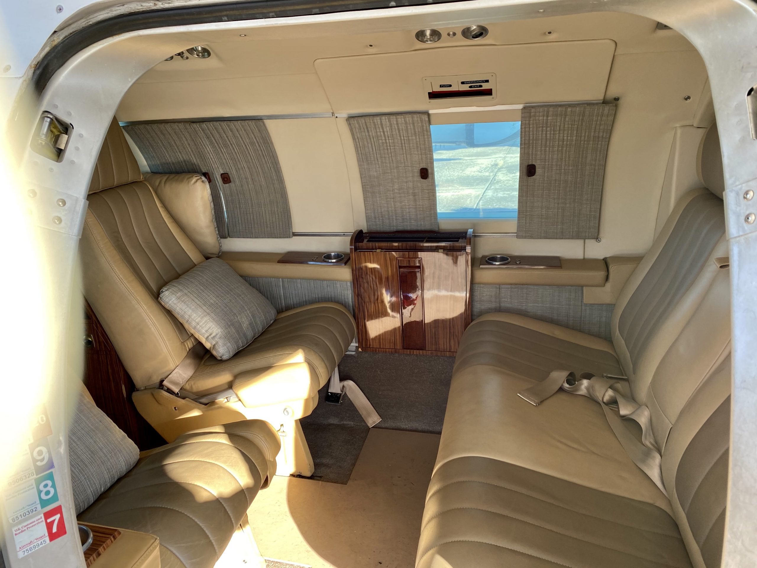 Mitsubishi MU-2B-40 Solitaire 5 – Intercontinental Jet Service Corp